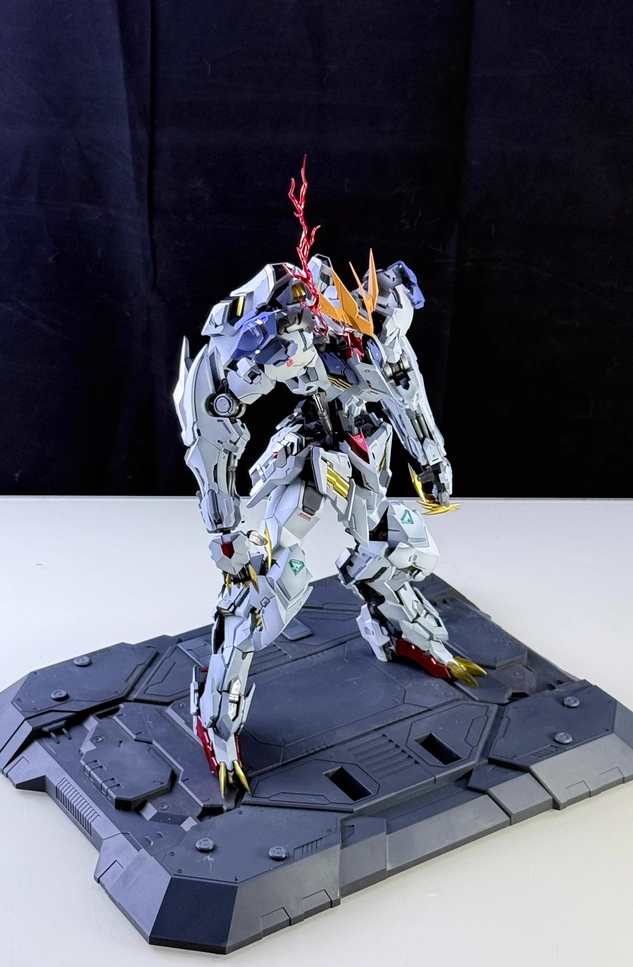 [Color customization] WOLF TECH 1/100 MG detail up Barbatos Lupus Rex ...